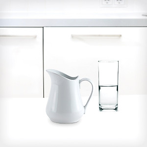 HIC Creamer Pitcher with Handle, Fine White Porcelain, 16-Ounces