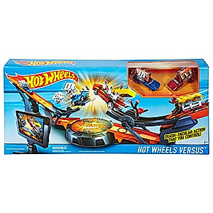 Hot Wheels Hot Wheels Versus Track Set [Amazon Exclusive]