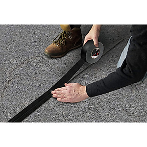 3M Premium Matte Cloth (Gaffers) Tape GT2, High-Strength, Indoor/Outdoor Use, Black, 48 mm x 50 m, 11 mil, 1 Roll, 98514