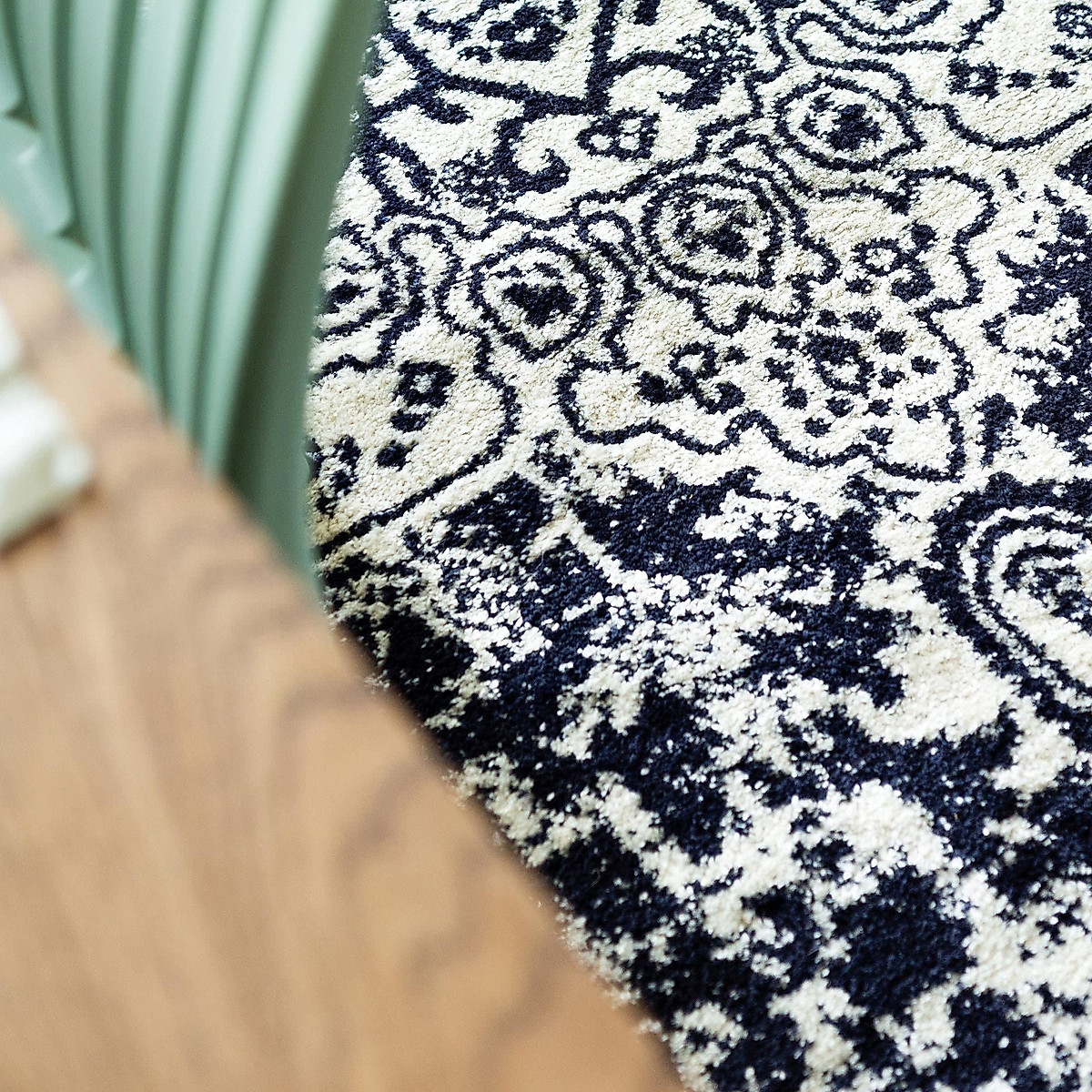 Rugs.com Arlington Collection Rug – 10' x 14' Blue Medium-Pile Rug Perfect for Living Rooms, Large Dining Rooms, Open Floorplans