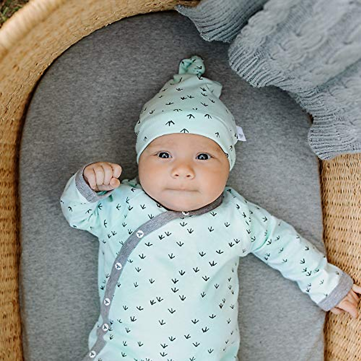 Burt's Bees Baby Baby Boy's Romper Jumpsuit, 100% Organic Cotton One-Piece Coverall, Tweet Feet, 6 Months