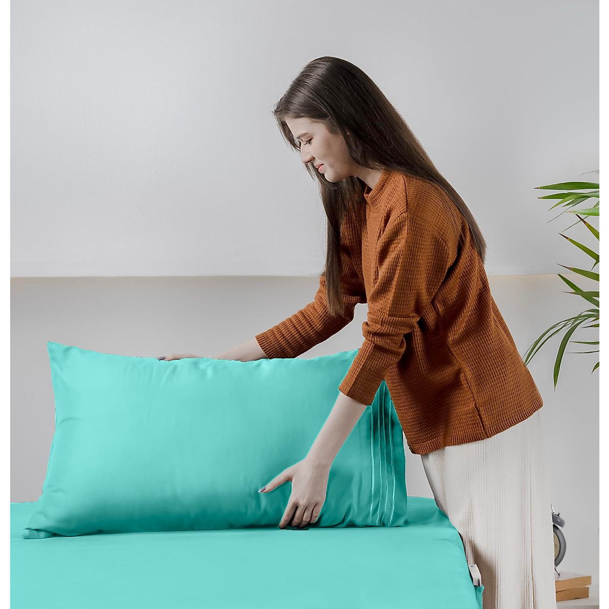 Utopia Bedding Queen Sheet Set, Soft Microfiber 4 Piece Hotel Luxury Bed Sheets for Women, Men, Kids & Teens with Side Storage Deep Pocket Fitted Sheet-Embroidered Pillow Cases - Flat Sheet (Spa Blue)