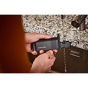 Fiskars, Knife Sharpener with Ceramic Grindstone Roll-Sharp, one Size, Black