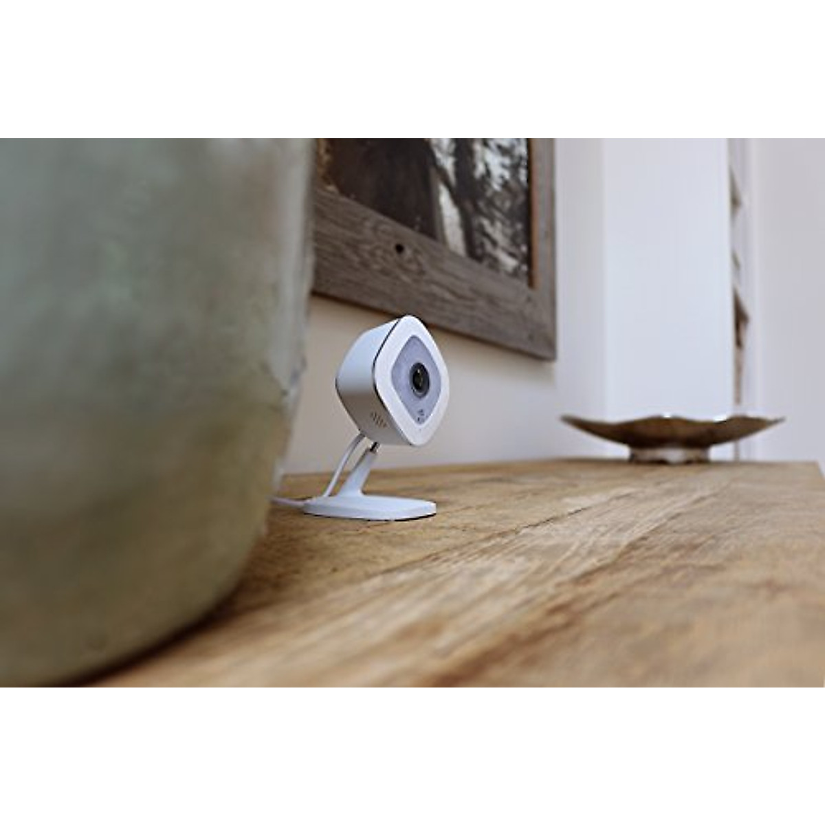 Arlo (VMC3040-100NAS) Q – Wired, 1080p HD Security Camera | Night Vision, Indoor Only, 2-Way Audio | Cloud Storage Included | Works with Alexa (VMC3040), White