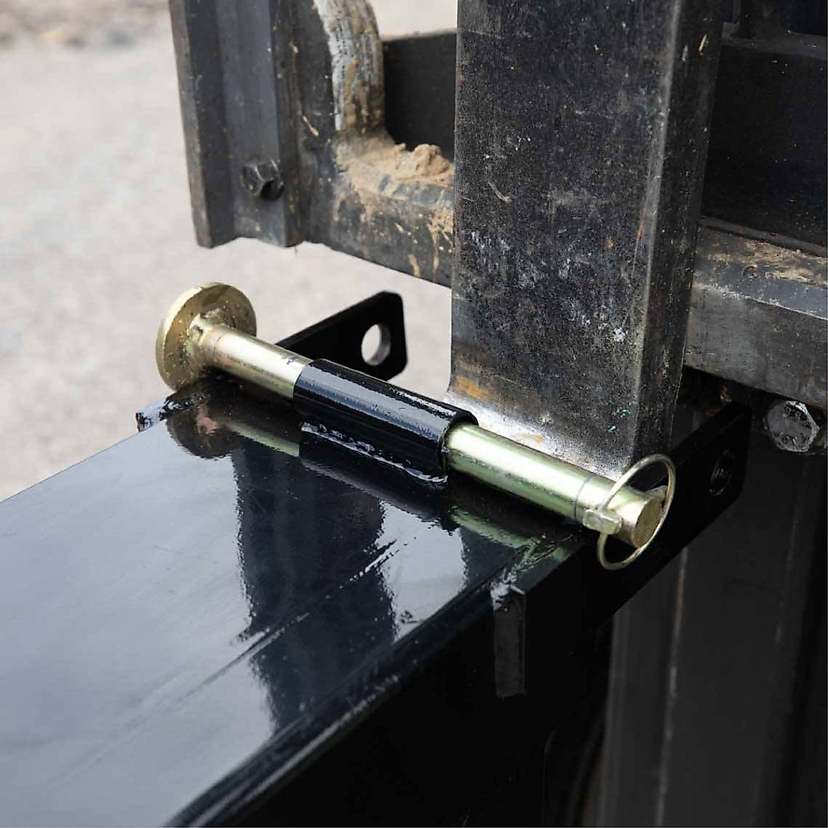 Titan Attachments Forklift Spreader Beam 90" - 144" Adjustable Telehandler