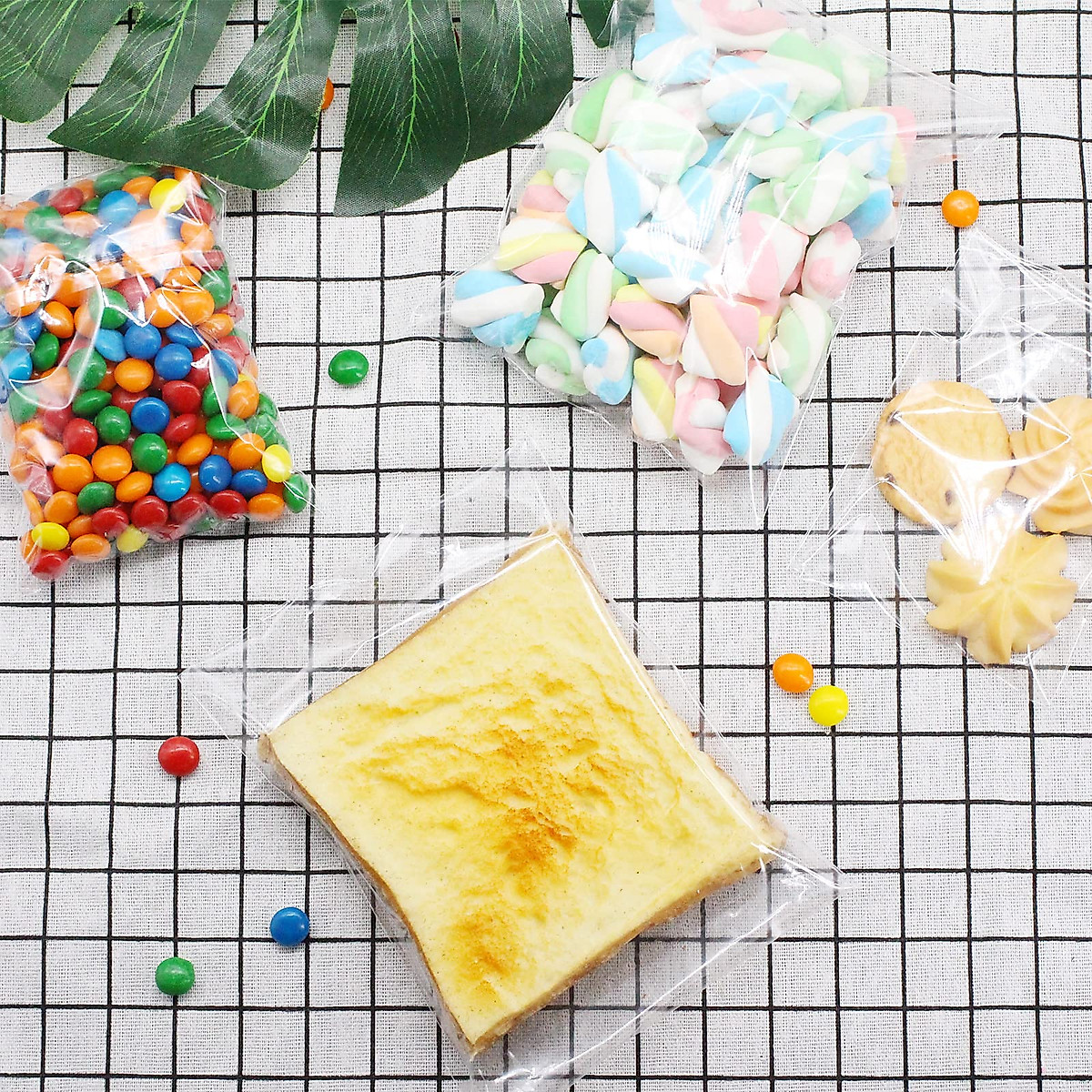 600PCS Clear Resealable Self Adhesive Cello Bags with 4 Sizes 3.5×5, 4×6, 5×7, 6.3×6.3 inch Great for Packaging Cookies, Bakery, Candies, Dessert