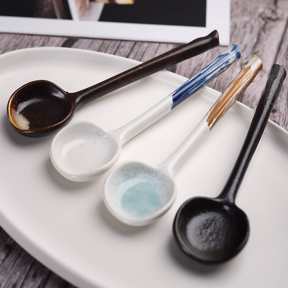 4pcs Japanese Ramen Soup Spoons Ceramic Asian Soup Spoons Retro Korean Style Tablespoon Rice Noodles Dinner Serving Spoon Ladles for Pho Miso Cereal Sauce Gravy Condiment (Style 1)