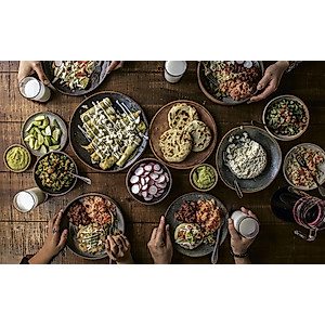 Provecho: 100 Vegan Mexican Recipes to Celebrate Culture and Community [A Cookbook]