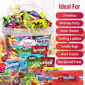 Bulk Candy Variety Pack - 2 Pound Care Package Assorted Basket, Snack Food Gift, Office Assortment Gift for Birthday Party, Kids, College Students & Adults (Pack of 1))
