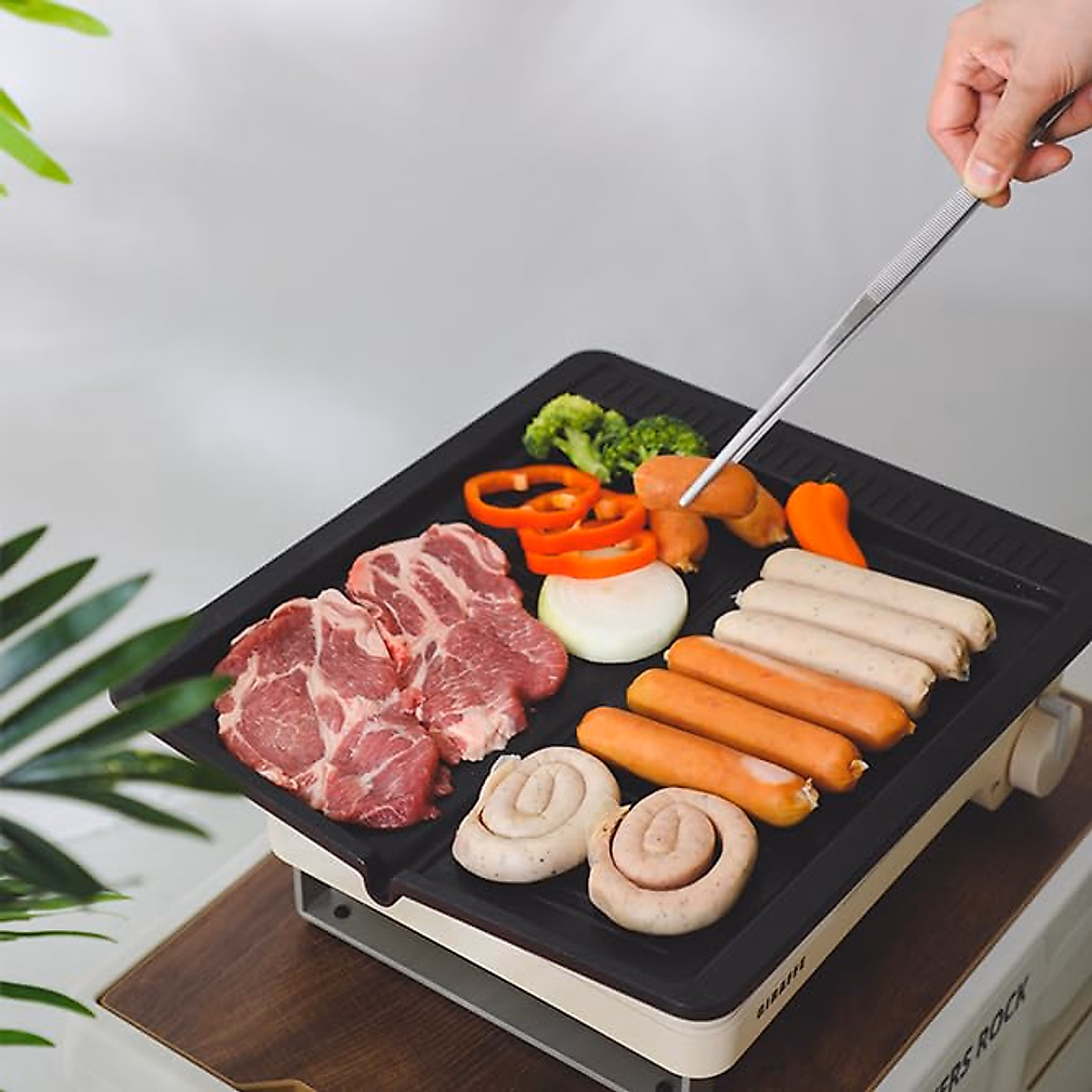 sisem Square Grill Pan, Korean style Traditional BBQ Grill Pan - 5 layer Titanium Nonstick Indoor/Outdoor Smokeless BBQ Cast Aluminum Grill Pan, only gas stove, Square