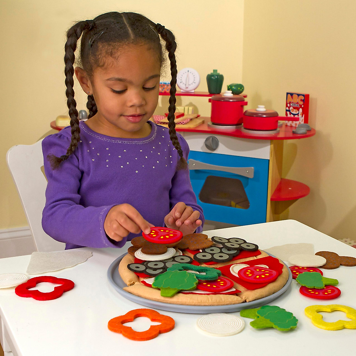 Melissa & Doug Felt Food Mix 'n Match Pizza Play Food Set (42 pcs) - Felt Pizza Play Set For Kids Kitchen, Pretend Play Pizza, Felt Pizza Toy For Toddlers And Kids Ages 2+