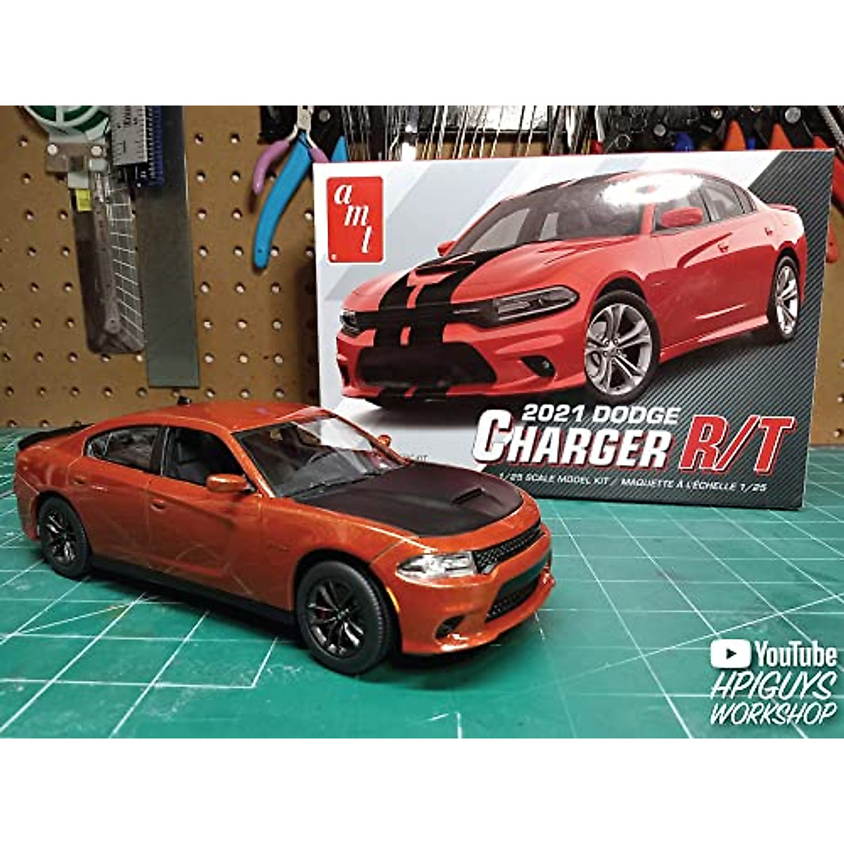 AMT 2021 Dodge Charger RT All New Tooling 1:25 Scale Model Kit