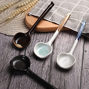 4pcs Japanese Ramen Soup Spoons Ceramic Asian Soup Spoons Retro Korean Style Tablespoon Rice Noodles Dinner Serving Spoon Ladles for Pho Miso Cereal Sauce Gravy Condiment (Style 1)
