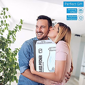 Large Glass Pitcher with Lid and Spout - 100 Ounces Big Cold and Hot Water Carafe with Unique Glass Diamond Pattern, Beverage and Water Pitcher for Homemade Iced Tea and Juice.