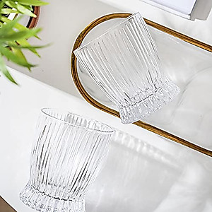 Whiskey Glasses Gift Box Set - Crystal Old Fashioned Whiskey Glasses with Skull Ice Molds - for Scotch, Bourbon, Cocktails - Crystal Glassware Gifts to Men, Whiskey Lover - 10oz