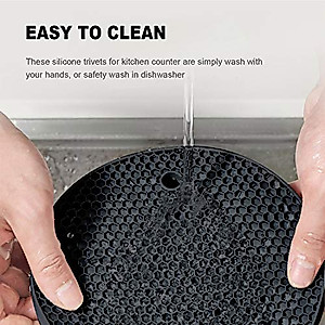 4 Pcs Trivets for Hot Dishes, Kitchen Heat Resistant Silicone Trivet, Extra Thick, Large, Non Slip (1. Black)