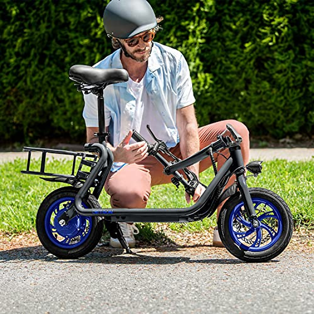 Jetson Ryder Electric Scooter, 15.5 MPH, 12 miles Max Range, Twist Throttle, 250-Watt Motor, Adjustable Seat, Foldable Handlebar, Rear Basket, Ages 12+, Gray, JRYDER-GRY