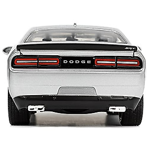 Jada Toys Big Time Muscle 1:24 2015 Dodge Challenger SRT Hellcat Die-cast Car Silver/Black Flames, Toys for Kids and Adults