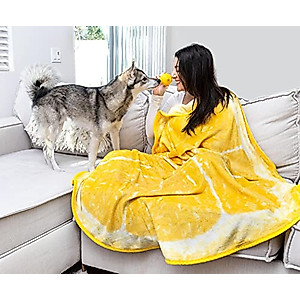 Lemon Slice Round Fleece Throw Blanket | 60 Inches