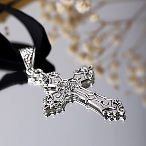 Sacina Gothic Cross Necklace, Zinc Alloy Black Cross Necklace, Halloween, Christmas Goth Jewelry Gift for Women (Silver Color Cross Choker)