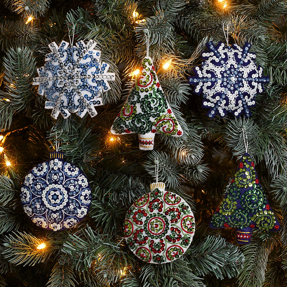 Bucilla Felt Applique 6 Piece Ornament Making Kit, Mandala Christmas, Perfect for DIY Arts and Crafts, 89499E