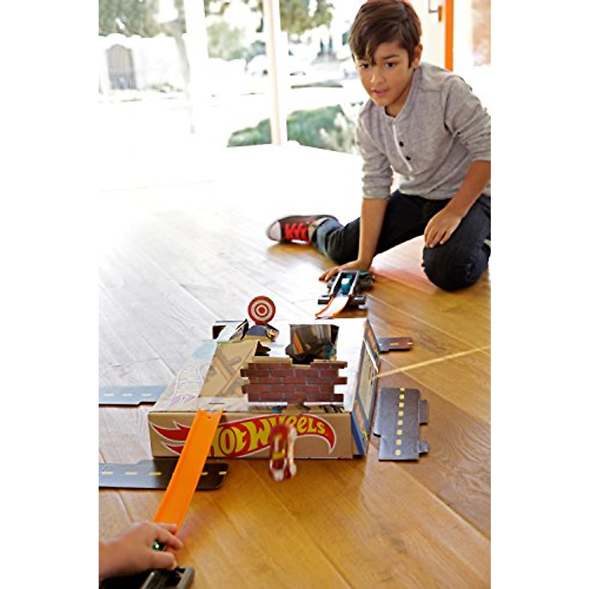 Hot Wheels DLF28 Track Builder System Stunt Kit Playset [Amazon Exclusive]