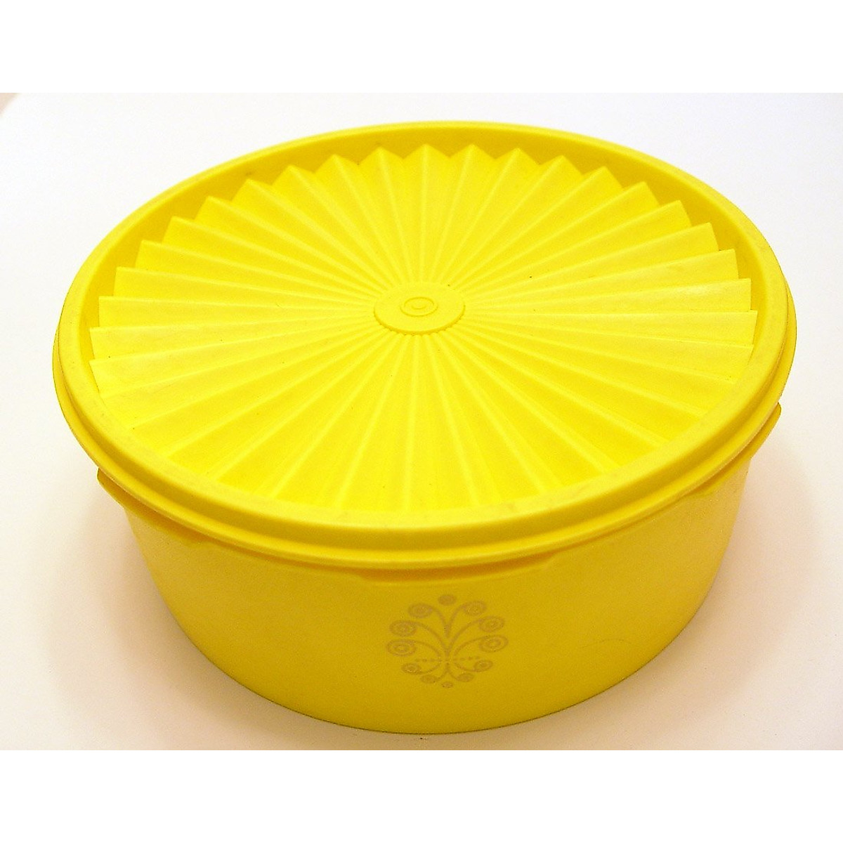 Vintage Tupperware Servalier 6 Piece Stacking Canister Set Orange Yellow Green 8 Cups