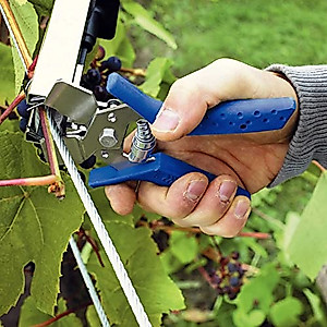 Rapid C50 Steel Hog Rings, 4,200 pcs, For Securing Branches And Vine Shoots, For LIG150 Vine Pliers.
