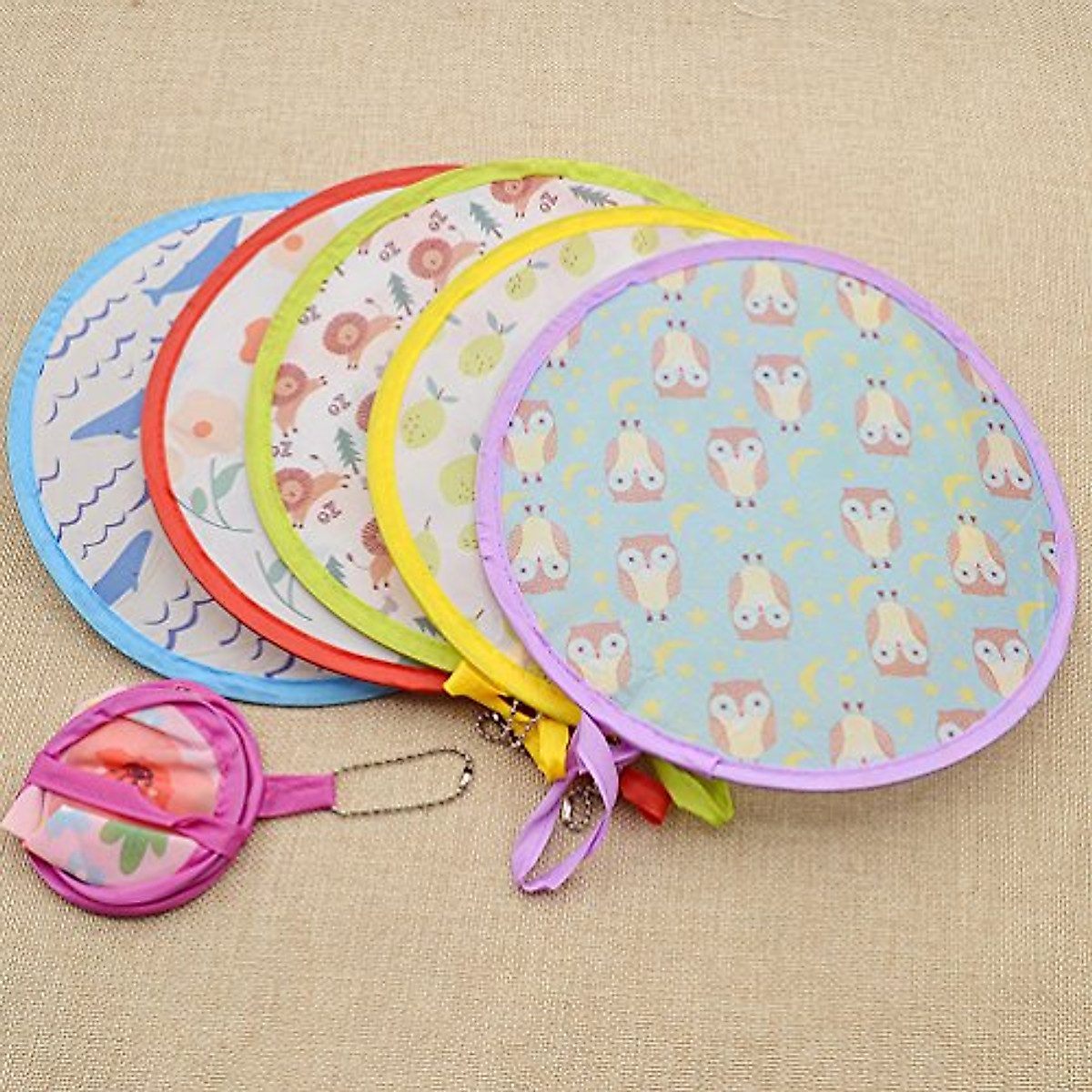 Qlychee Lovely Foldable Round Fan Random Color Handheld Moon-Shaped Fan Decoration Gift 1 Pc