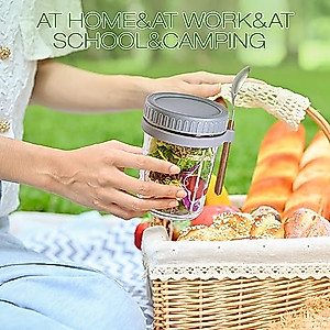 Hoa Kinh Overnight Oat Containers with Lids and Spoon 16oz 2Pack Glass Mason Jars for Overnight Oats, Cereal, Milk, Vegetable and Fruit Salad, Airtight Jars with Two Measurement Marks(Grey and Green)