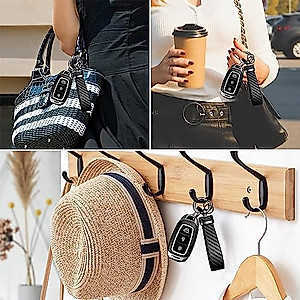 Kewucn Carbon Fiber Style Car Key Chain, Microfiber Leather Keychain, 360 Degree Rotatable Anti-Lost D-Ring Key Fob Holder (Black)