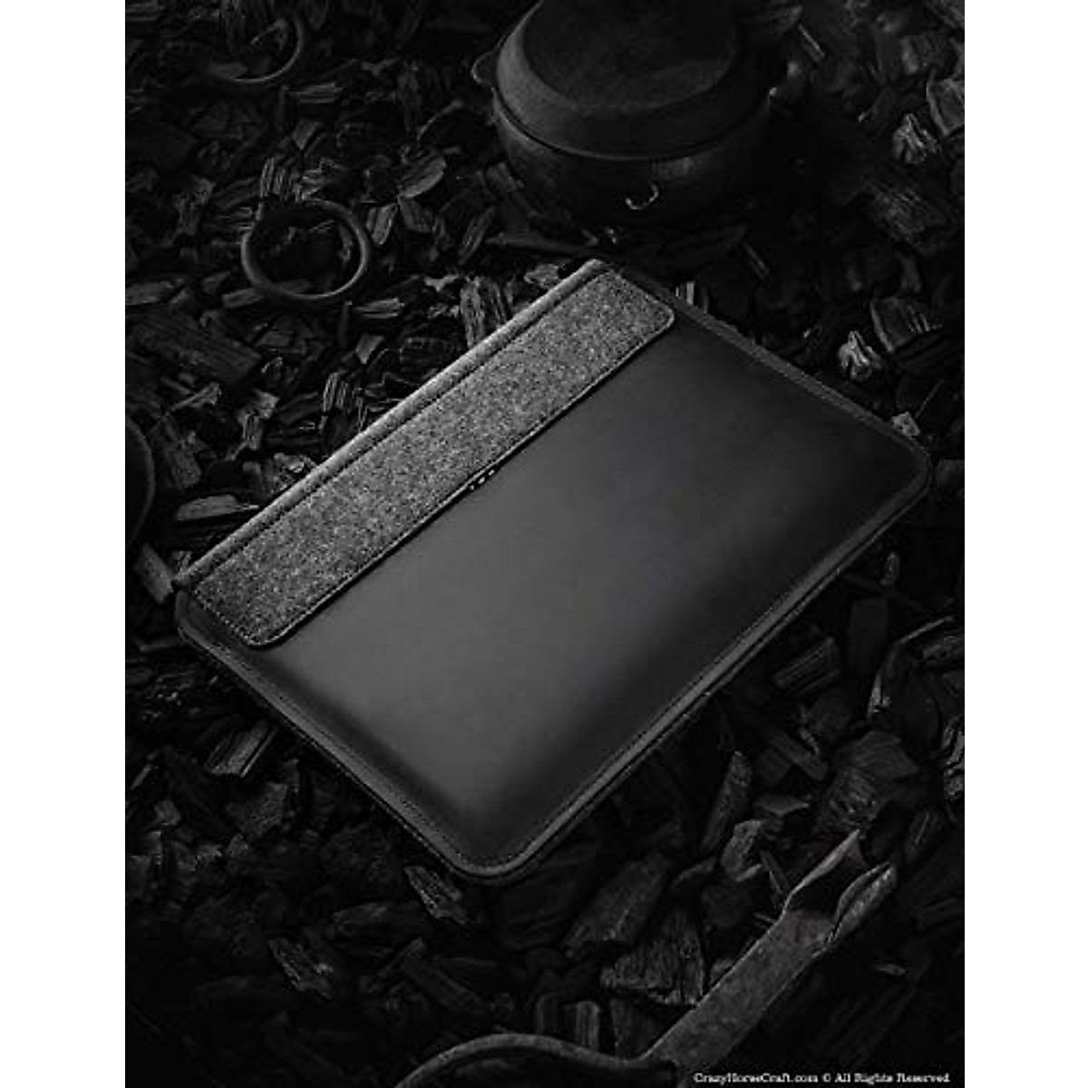 Black MacBook Pro 13/14 / 15/16 inch case/sleeve 100% wool felt handmade unique vintage genuine Crazy Horse style Italian premium leather laptop cover 2022 MB Air 13 M1 M2 bag, Crazy Horse Craft