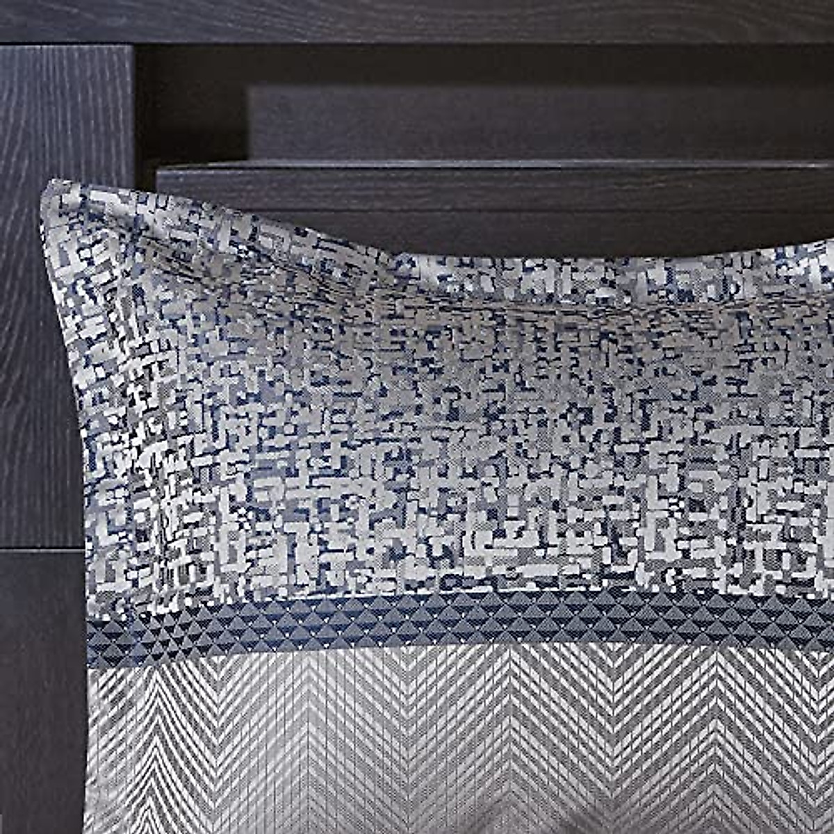 Madison Park Luxury Comforter Set-Traditional Jacquard Design All Season Down Alternative Bedding, Matching Bedskirt, Decorative Pillows, Queen(90"x90"), Rhapsody, Geometric Navy 7 Piece