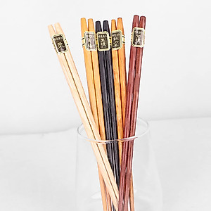 Limoer Chopsticks Reusable Japanese Style 5-Pairs Set of Natural Wood Chopsticks Gift boxwood style 8.86 Inch