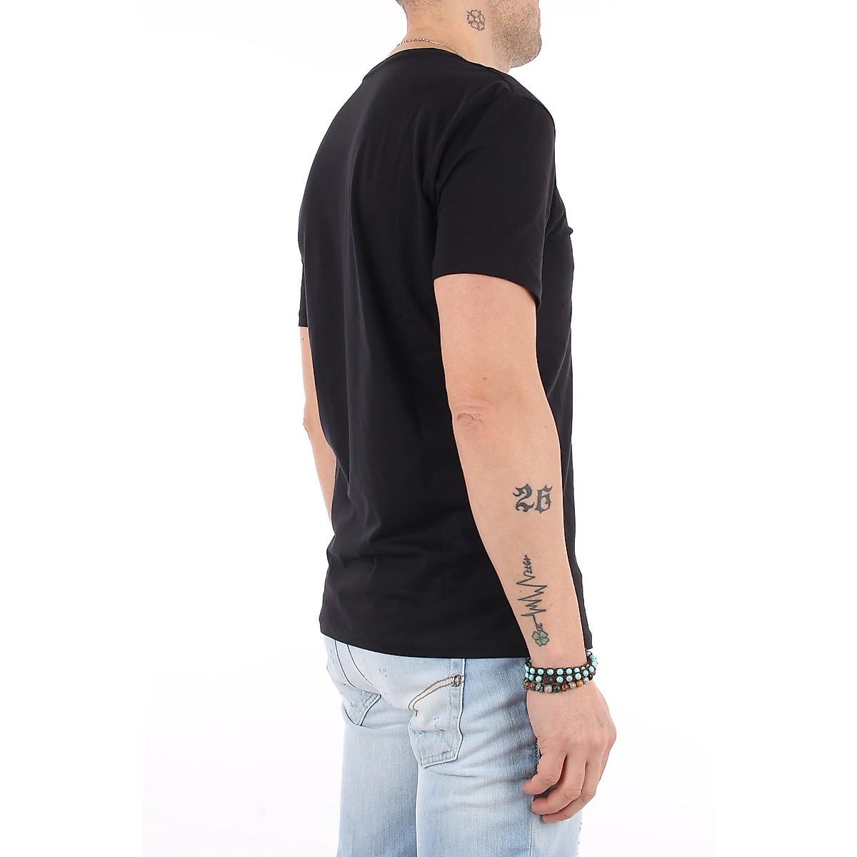 A|X Armani Exchange Men's Basic Pima V Neck Tee, Black, Large