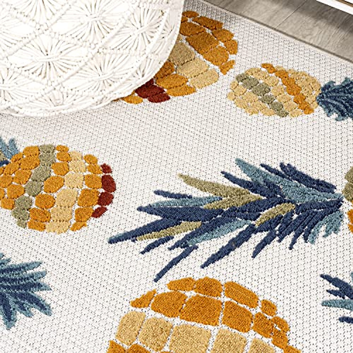 JONATHAN Y AMC117A-5 Ananas Bold Pineapple High-Low Indoor Outdoor Area-Rug, Tropical Coastal Casual Easy-Cleaning,Bedroom,Kitchen,Backyard,Patio,Non Shedding, 5 X 8, Orange/Navy