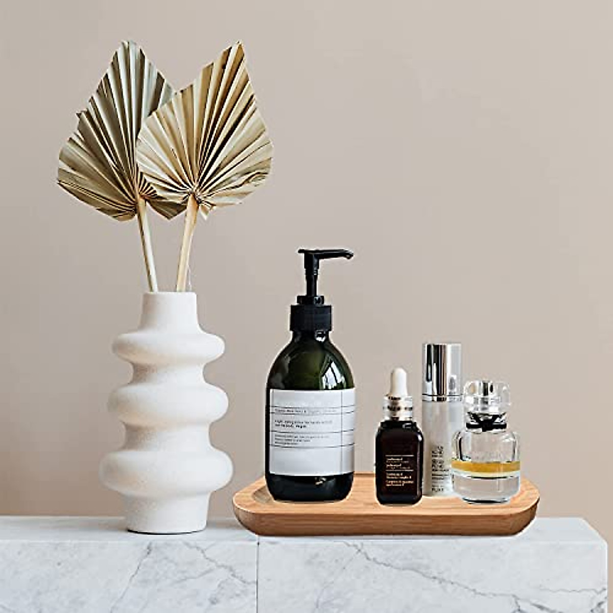 BAOFUFU Qtip Holder Bathroom Organizer Acrylic Apothecary Jars with Bamboo Tray for Cotton Ball Pad Holds Floss Small Items Bamboo Bathroom Accessories Restroom Organization 3Pack