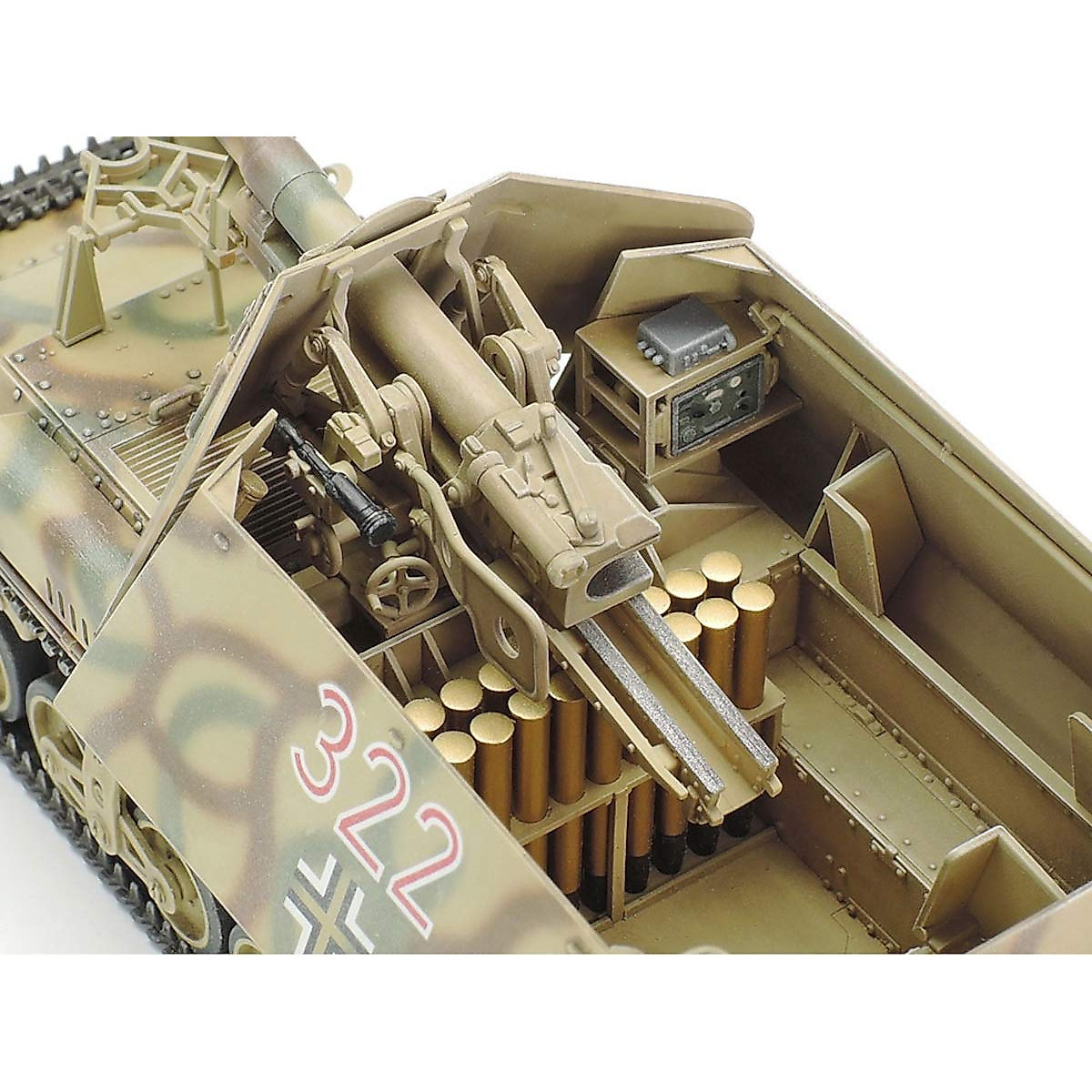 Tamiya 35370-000 1:35 German Sd.Kfz.135 Marten I Hunting Tank, Highly Model, Plastic Kit for Assembly, Detailed Replica, Unpainted, Brown