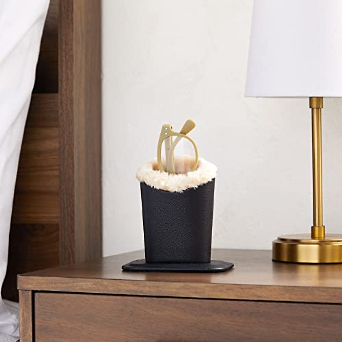 Juvale 2 Pack Eyeglasses Holder Stand, Plush Lined Bedside Glasses Case for Table, Desk, Nightstand (Black, Brown, PU Leather)