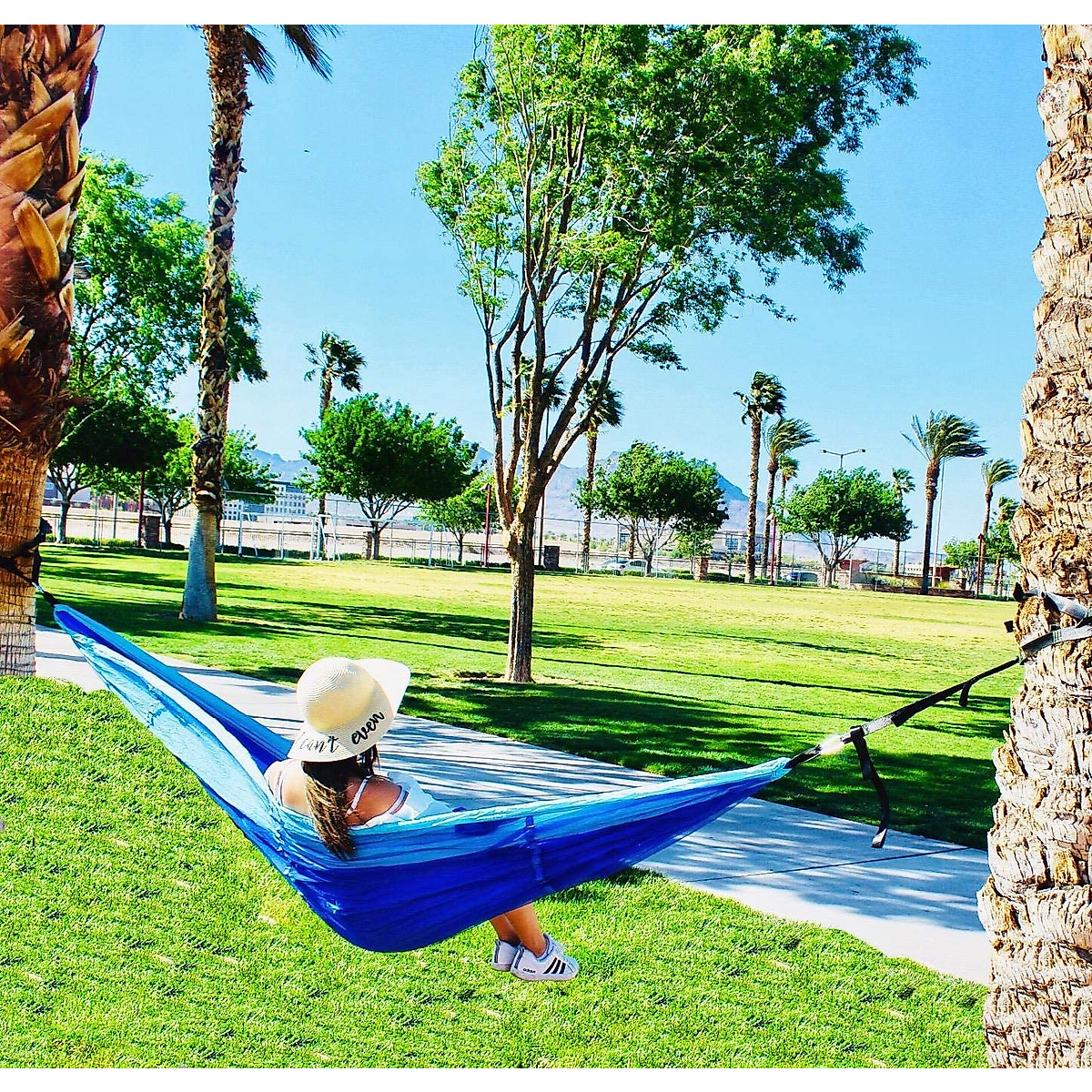 Single & Double Camping Hammock with Mosquito/Bug Net, Outdoor Portable Parachute Nylon Hammock with Tree Straps, Lightweight Backyard Hammock Survival Travel Bed 110" L x 59" W (Blue/Sky Blue)