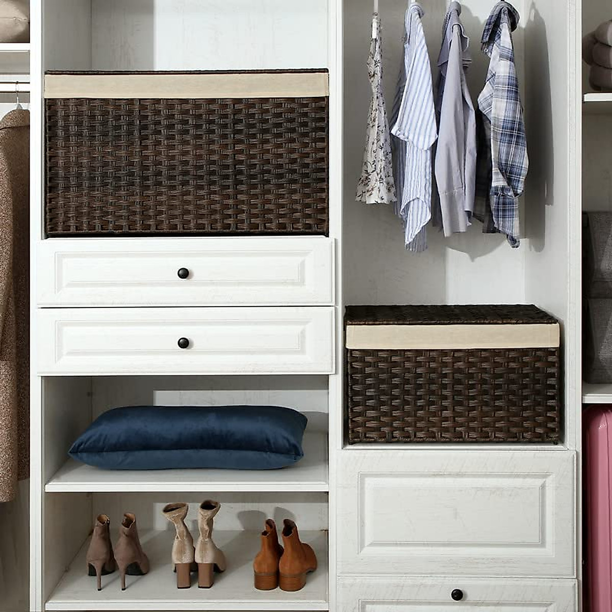 SONGMICS Storage Basket with Lid, Rattan-Style Storage Trunk with Cotton Liner and Handles, for Bedroom Closet Laundry Room, 29.9 x 17.1 x 18.1 Inches, Brown URST76BR