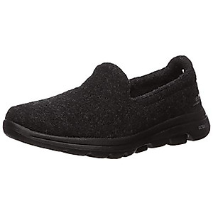 Skechers Women's GO Walk 5-Overland Sneaker, Black, 5.5 Medium US