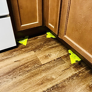 5 in 1 Glue Traps- Insect and Pest Control Sticky Traps (15 Total Traps)