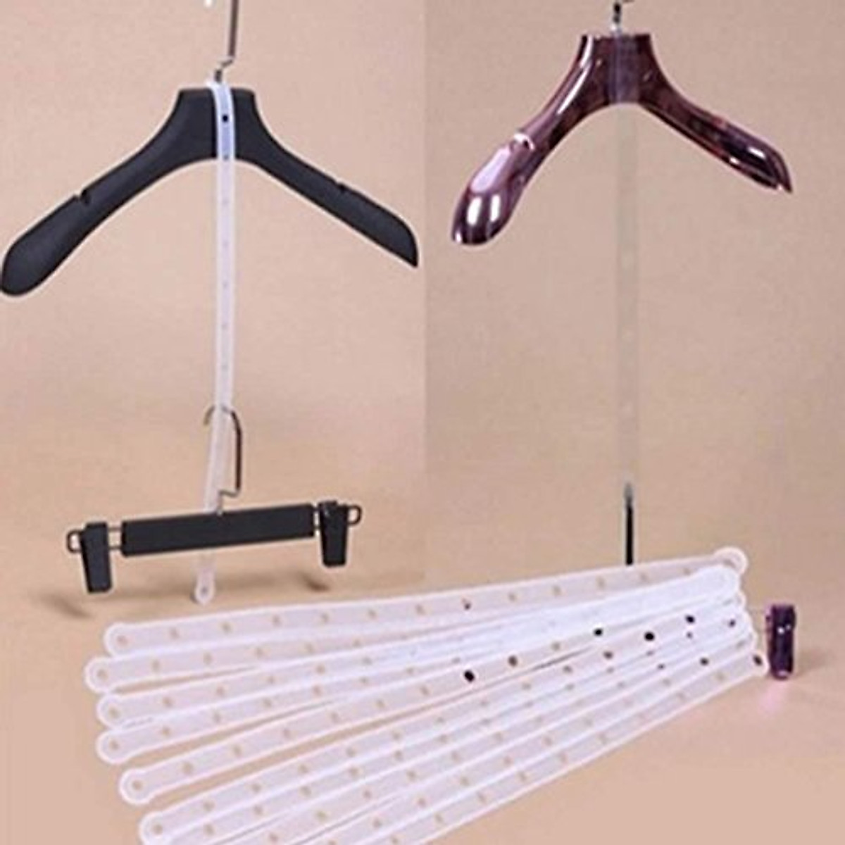 esowemsn 36pcs Plastic White Display Hanger Strips,Coordinate Heavy Weight Plastic Clip Strip Displays Stable Hanger Connector (White)