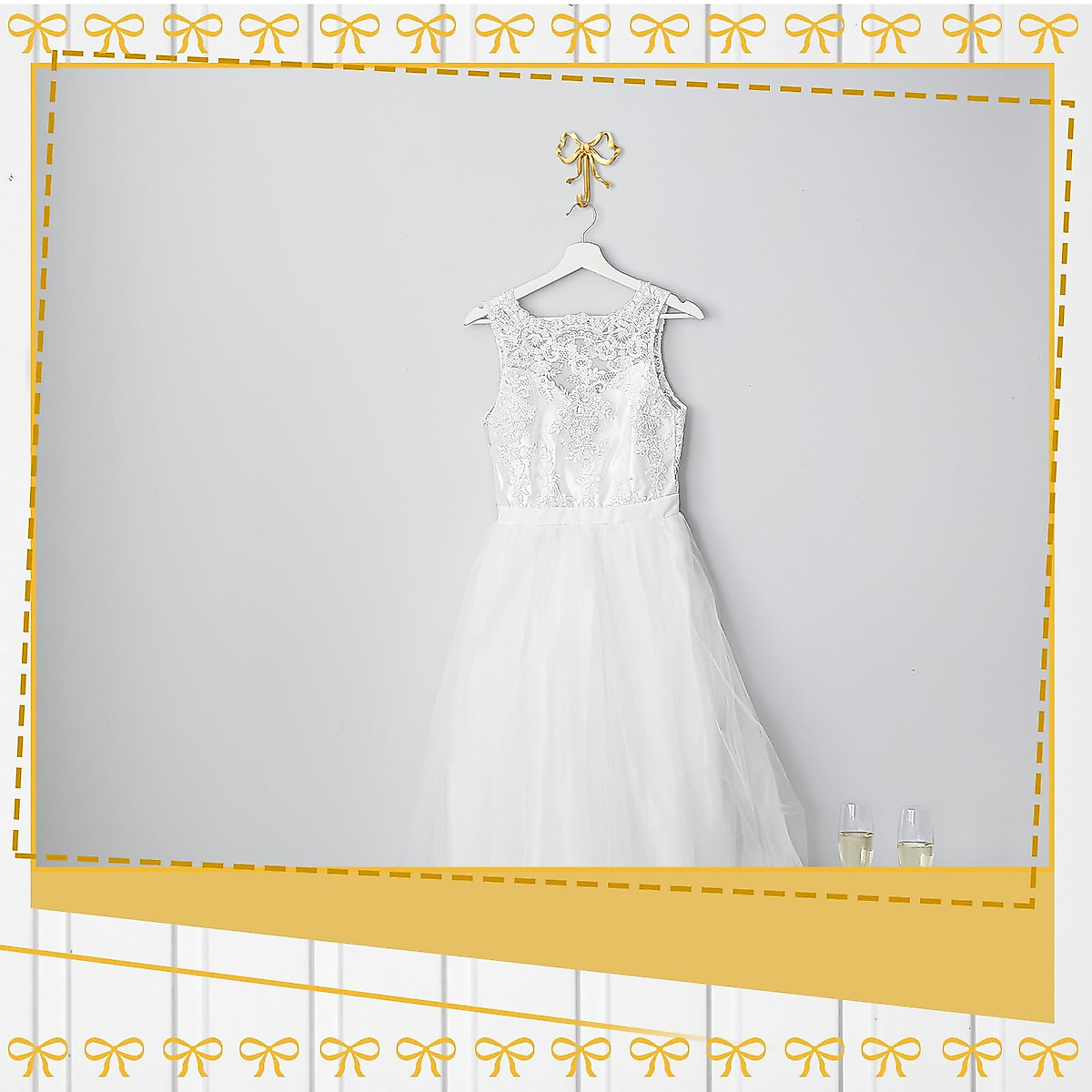 Lineshading 2 Pcs Christmas Wall Decor Gold Bow Knot Hooks Brass Bow Wall Hooks Door Hanger Towel Hooks Brass Coat Hooks Decorative Hooks for Christmas Bathroom Living Room Kitchen Decor (S)