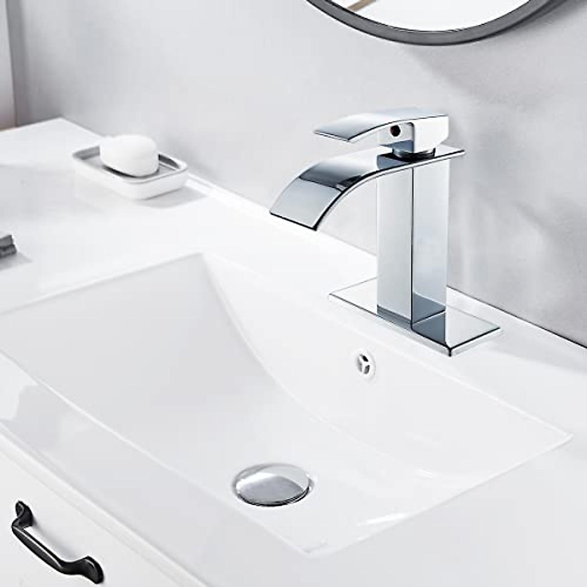 VOTON Bathroom Sink Drain Chrome Lavatory Pop-up Drain with Detachable Basket Stopper, Anti-Explosion and Anti-Clogging Drain Strainer，with Overflow Hole