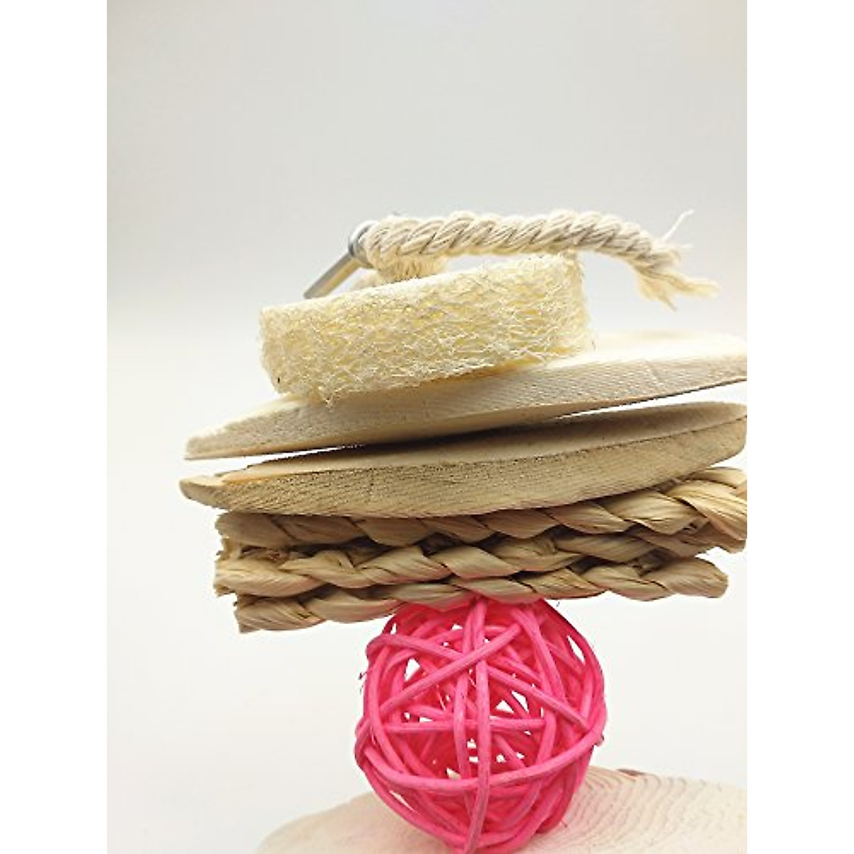 Hypeety Bird Parrot Cuttlebone Toy Bird Chew Toy Colorful Rattan Ball Toy Safe and Fun for African Grey, Amazon Conure Cockatoo Macaw Cockatiel