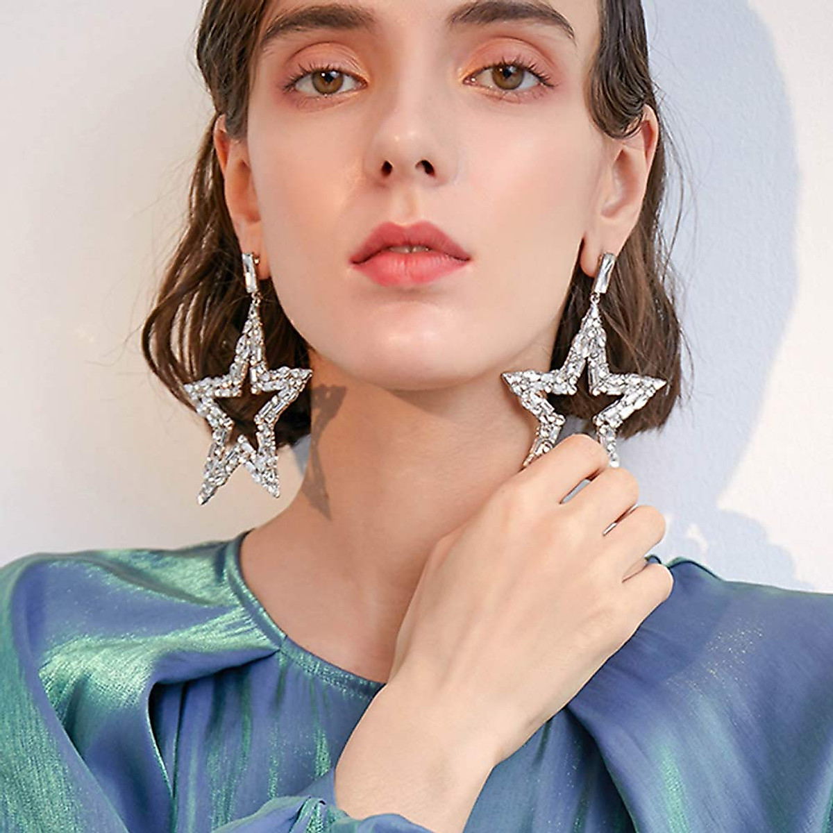 Xerling Full Crystal Rhinestone Star Dangle Hoop Earrings Big Star Drop Earrings Bling Sparkly Earrings for Party Wedding Bar