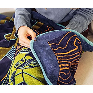 Halo UNSC Master Chief Micro Plush Fleece Throw Blanket | Plush Soft Polyester Cover For Sofa and Bed, Cozy Home Decor, Luxury Room Essential | Video Game Gifts For Adults, Teens | 50 x 60 Inches