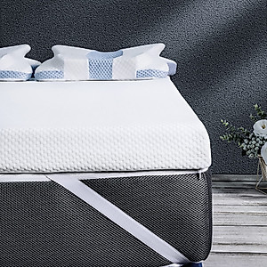 CHxxy 3 inch Memory Foam Mattress Topper Full Size,Soft Cooling Mattress Topper for Pressure Relief,Bed Topper Non-Slip Design with Removable Washable Cover& Adjustable Straps…, White